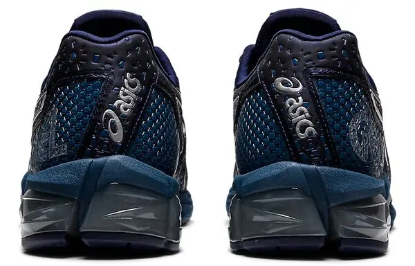 Asics Gel Quantum 180 5 Athletic Sneakers