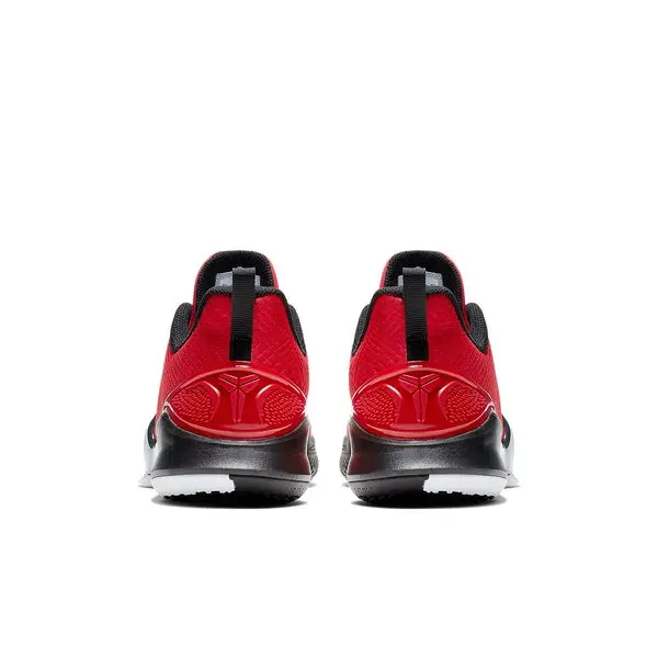 Nike Mamba Focus Low Top Sneakers - Black/red