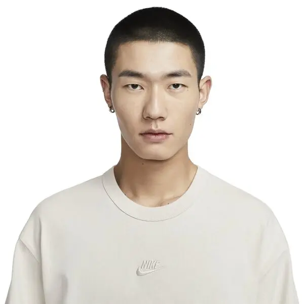 Nike Premium Essentials T-shirt - Sail
