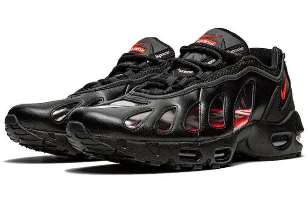 Nike X Supreme Air Max 96 - Black