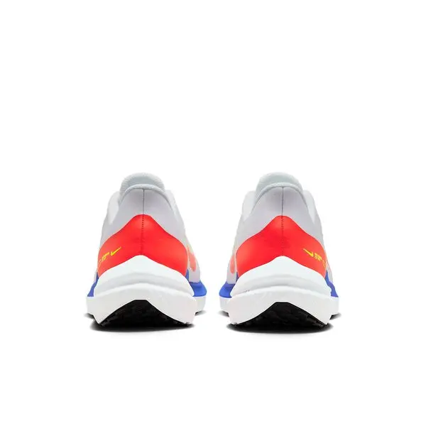 Nike Zoom Winflo Sneakers - White/red/blue