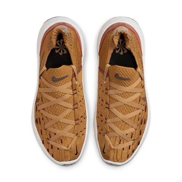 Nike Space Hippie 04 'wheat Dark Beetroot - Wheat/dark Beetroot/cinnabar