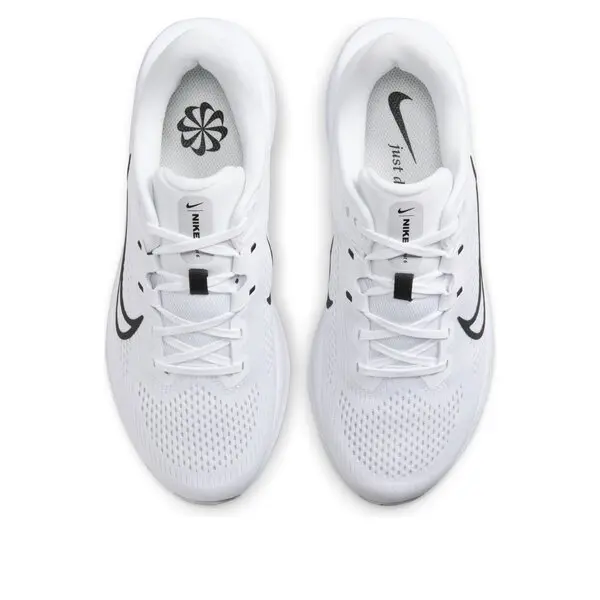 Nike Quest Athletic Sneakers - White/black