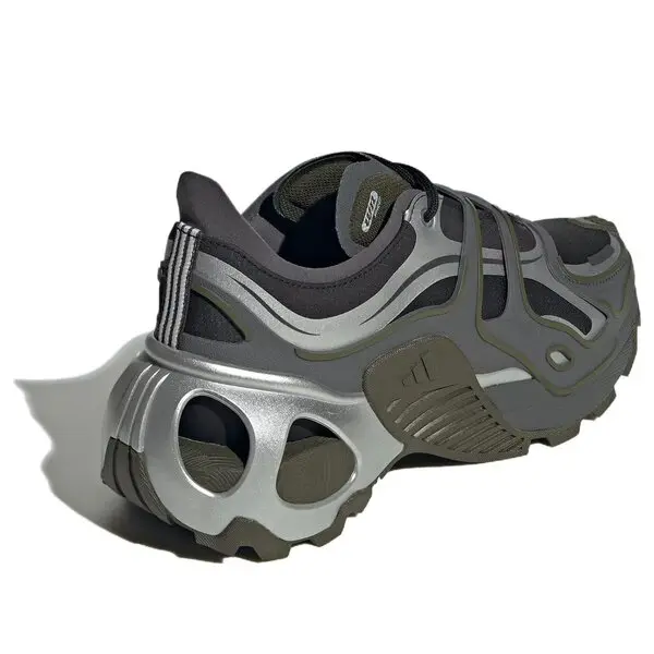 Adidas Wonder Runner Pro Sneakers - Black/silver