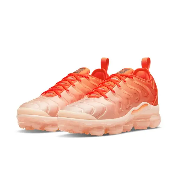 Nike Vapormax Plus Athletic Sneakers - Orange