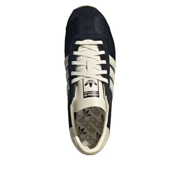 Adidas Country "core Black Cloud White" Sneakers - Core Black/cloud White/golden Beige
