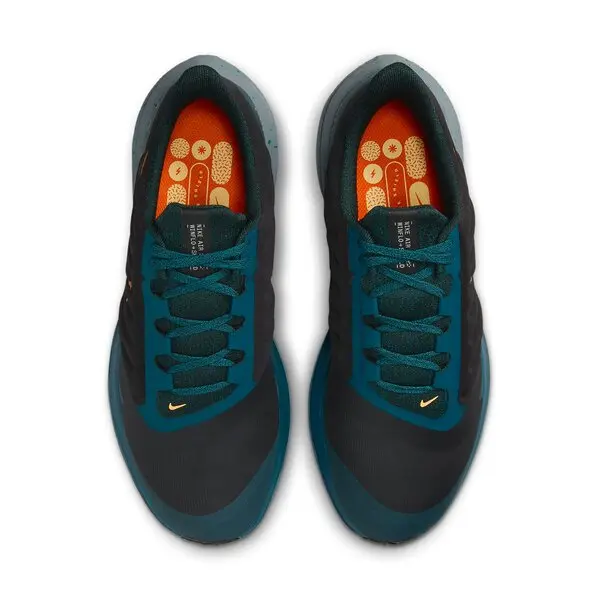 Nike Zoom Winflo Shield Sneakers