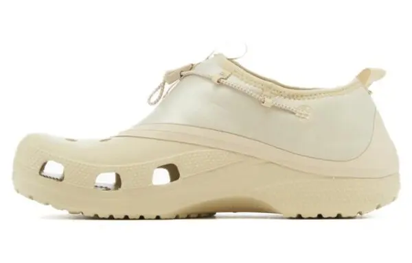 CROCS X Satisfy Classic Clog - Bone