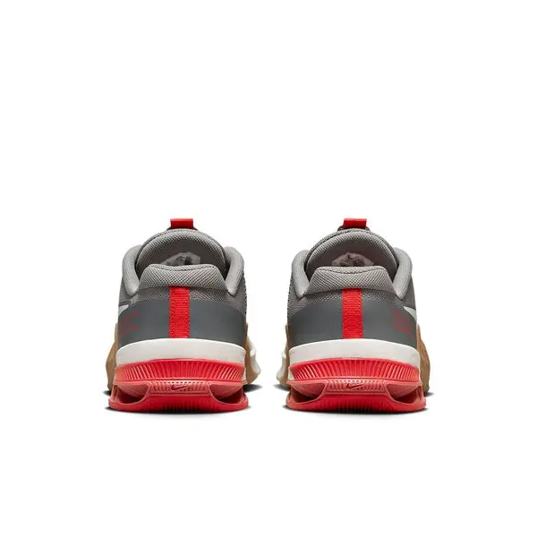 Nike Metcon Athletic Sneakers - Flat Pewter/gum Medium Brown/light Crimson