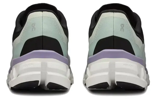 On Cloudflow 4 Sneakers