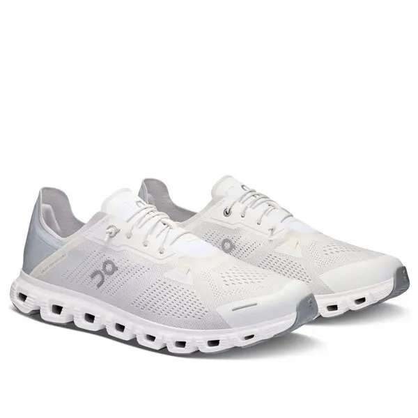On Cloud Coast Sneakers - White/glacier