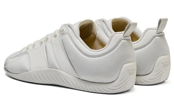 Onitsuka Tiger Sclaw Puff Sneakers