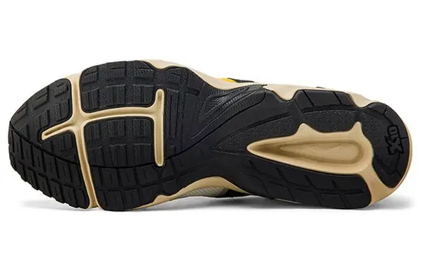 Mizuno Athletic Lace-up Sneakers - Beige/black/orange