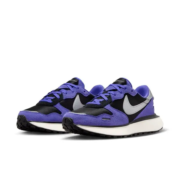 Nike Phoenix Waffle Sneakers