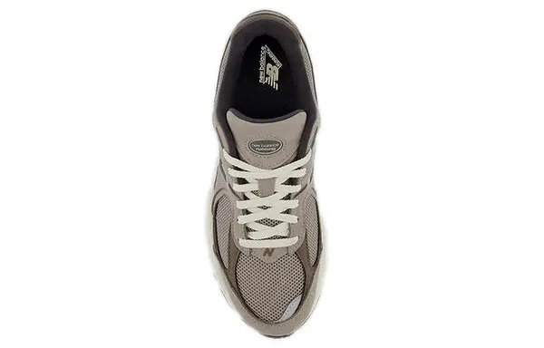 NEW BALANCE 2002r "warm Alpaca Light Chalkboard" Sneakers - Grey