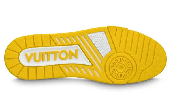 LOUIS VUITTON Trainers