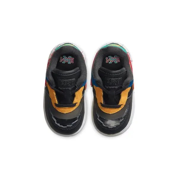 Nike Force 1 Low Top Sneakers