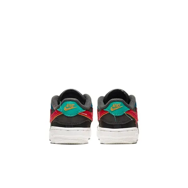 Nike Force 1 Low Top Sneakers