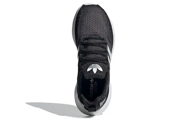 Adidas Swift Run 22 Sneakers - Black/white
