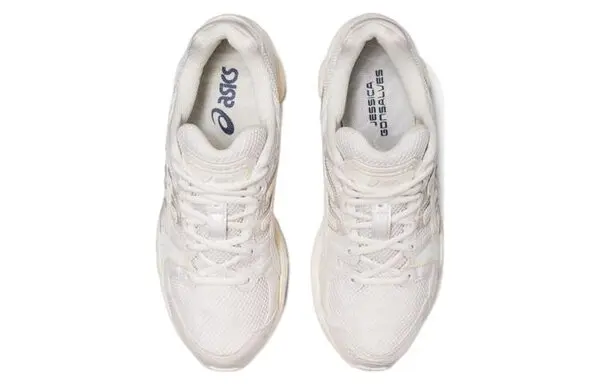 Asics Gel-nimbus Sneakers - Brown