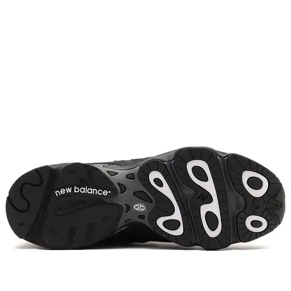 NEW BALANCE X Atmos 1000 "bāṅdhnū" Paisley Sneakers