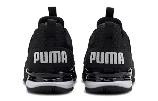 PUMA Axelion Block Sneakers - Black/white