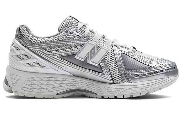 NEW BALANCE 1906r "silver" Sneakers - Silver/white