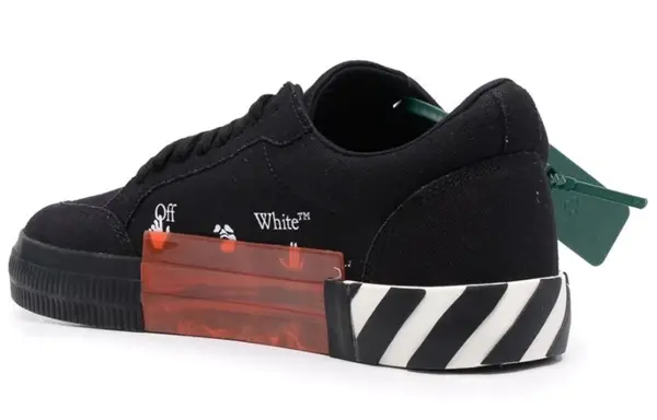 Off-White Vulcanized Low Canvas Sneakers - Black/white