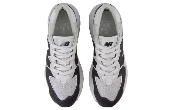 NEW BALANCE 57/40 Sneakers - Blackwhite