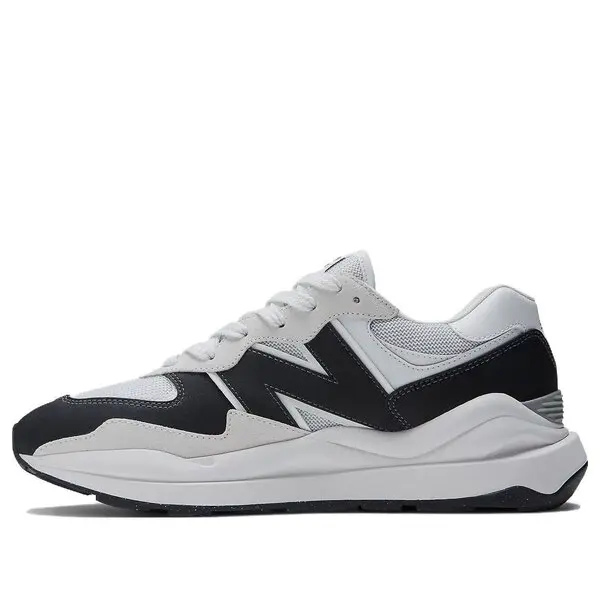 NEW BALANCE 57/40 Sneakers - Blackwhite