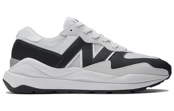 NEW BALANCE 57/40 Sneakers - Blackwhite