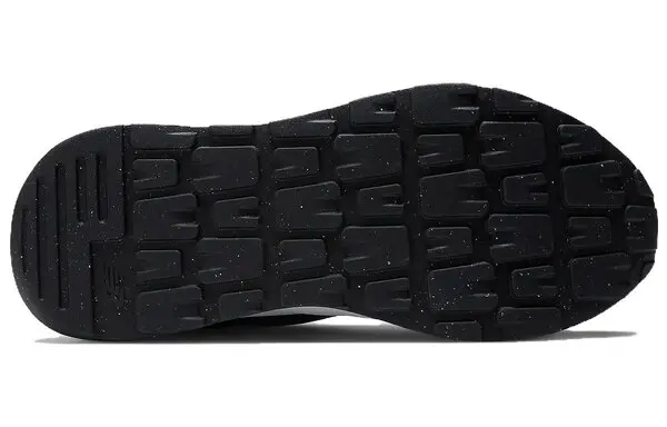 NEW BALANCE 57/40 Sneakers - Blackwhite