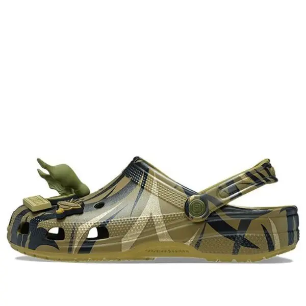 CROCS X Clot Classic Clog - Aloe
