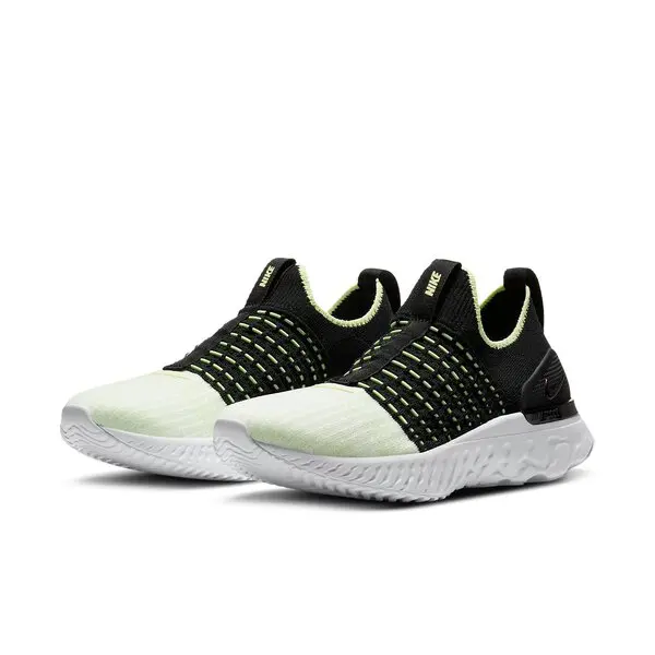 Nike React Phantom Run Flyknit 2 Athletic Sneakers - Black
