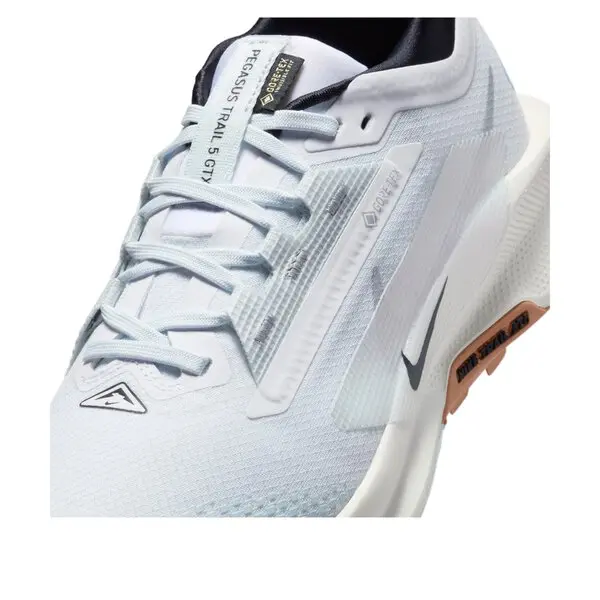 Nike Pegasus Trail Gore-tex Athletic Sneakers - White/black/sail