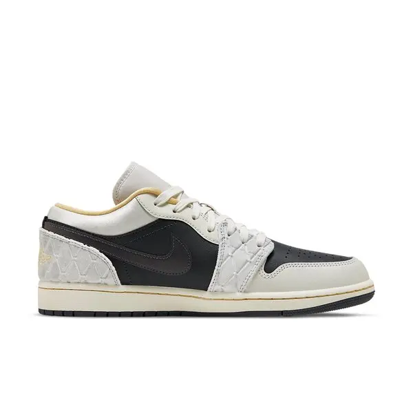 JORDAN 1 Low Se 'beaded Swoosh