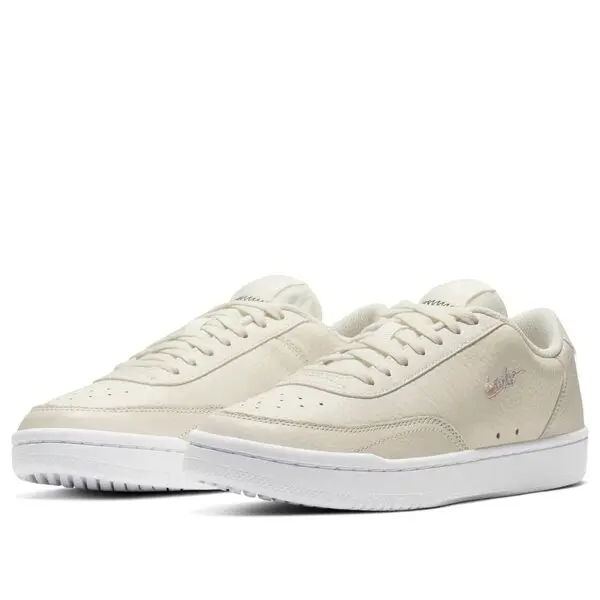 Nike Court Vintage Premium Sneakers