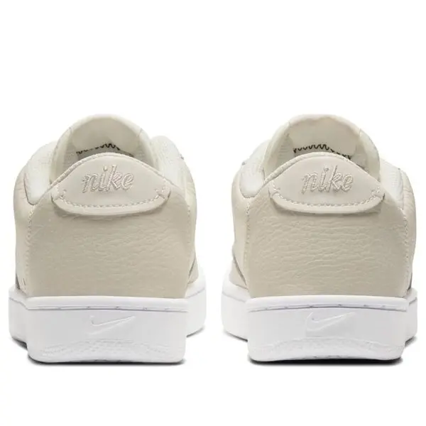 Nike Court Vintage Premium Sneakers