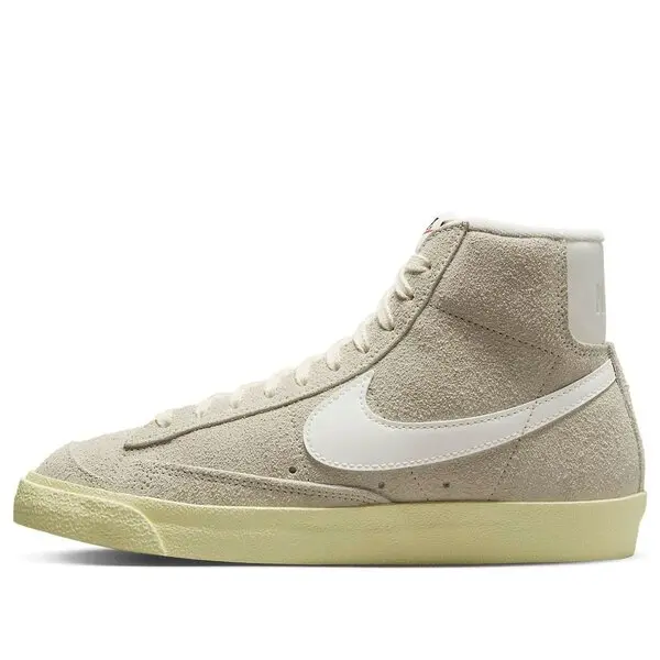 Nike Blazer Mid '77 Vintage Sneakers - Cream