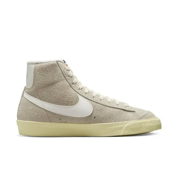 Nike Blazer Mid '77 Vintage Sneakers - Cream