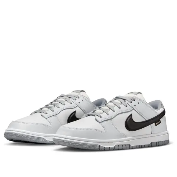 Nike Dunk Low Gore-tex Sneakers - White/black