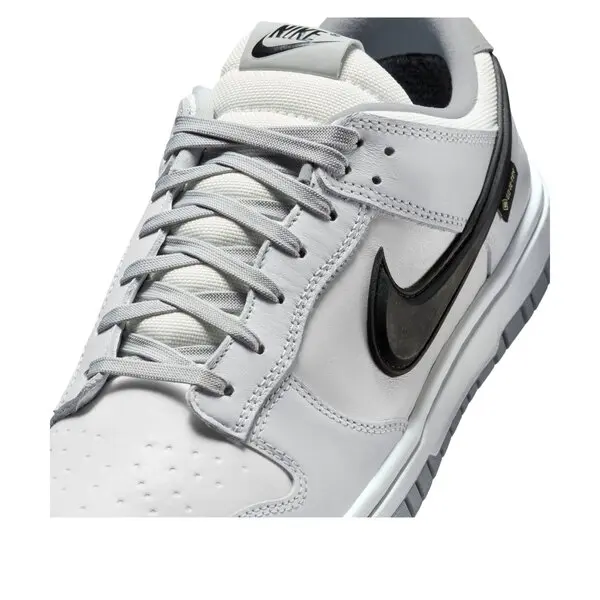Nike Dunk Low Gore-tex Sneakers - White/black