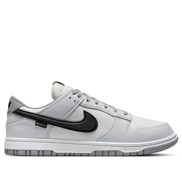 Nike Dunk Low Gore-tex Sneakers - White/black
