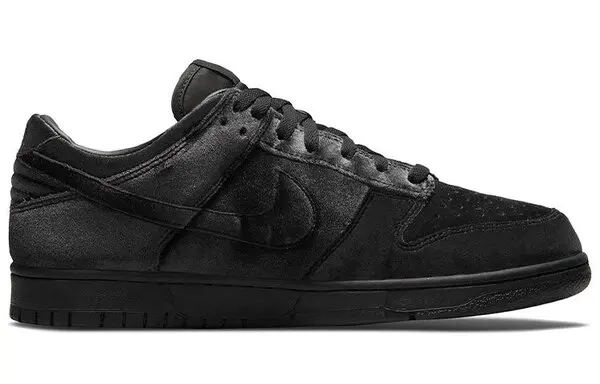Nike X Dover Street Market Dunk Low Velvet