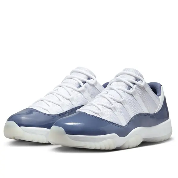 JORDAN Air Retro Low - White/midnight Navy/diffused Blue