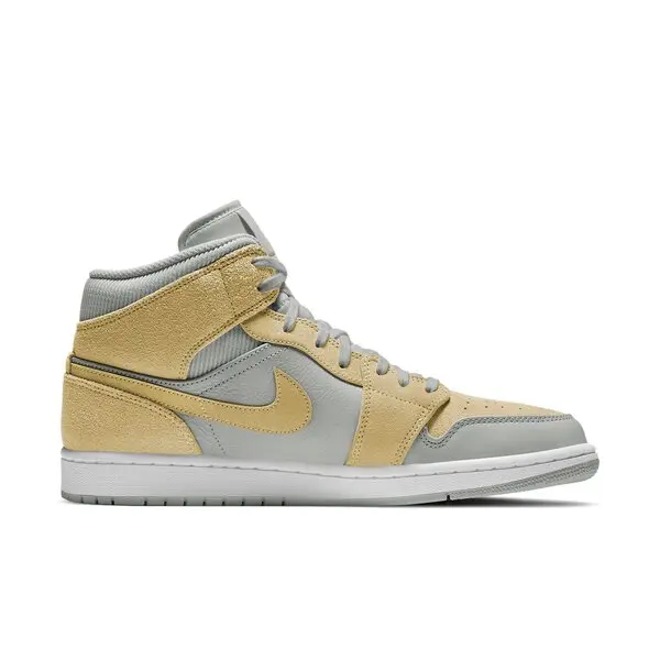 JORDAN 1 Mid Se Sneakers
