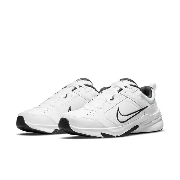 Nike Defy All Day Sneakers - White/black