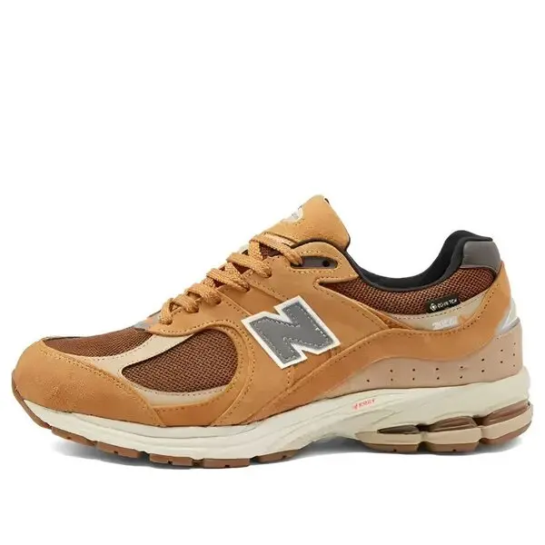 NEW BALANCE 2002r Gore-tex Sneakers