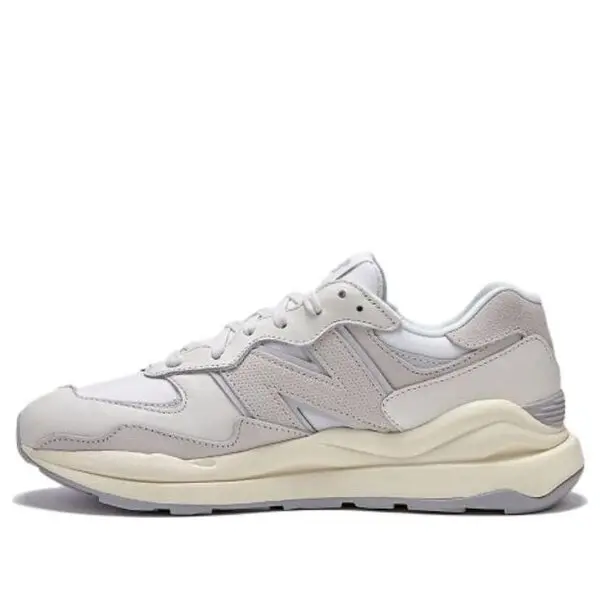 NEW BALANCE 57/40 Sneakers - White/gray