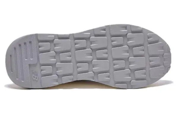 NEW BALANCE 57/40 Sneakers - White/gray